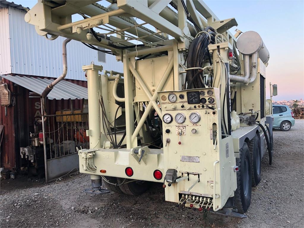 Ingersoll Rand T4W Drill Rig