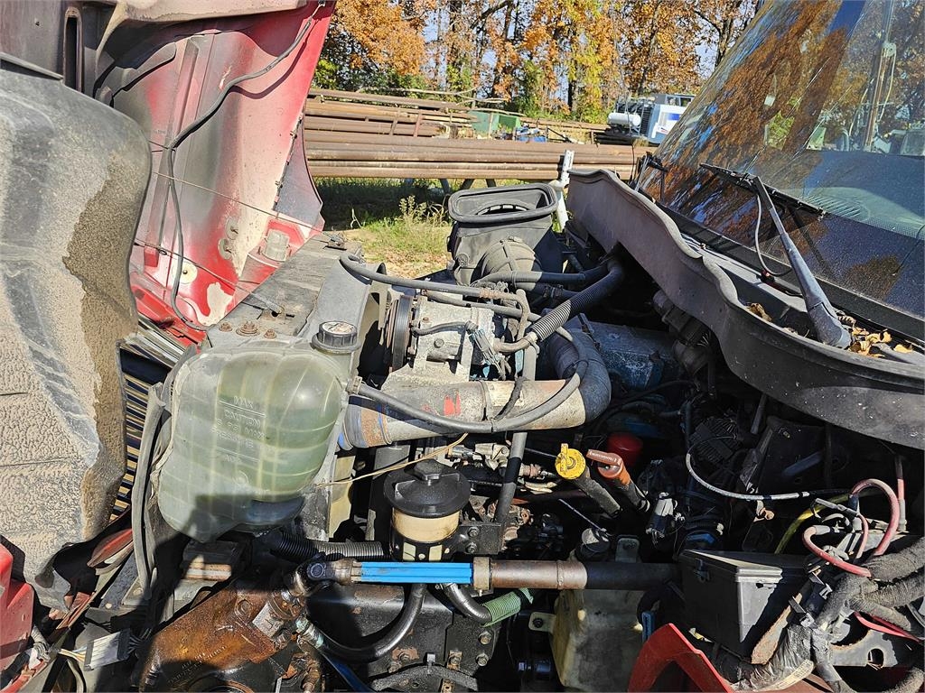 International Navistar 4400 SBA 4X2 22ft Box Truck