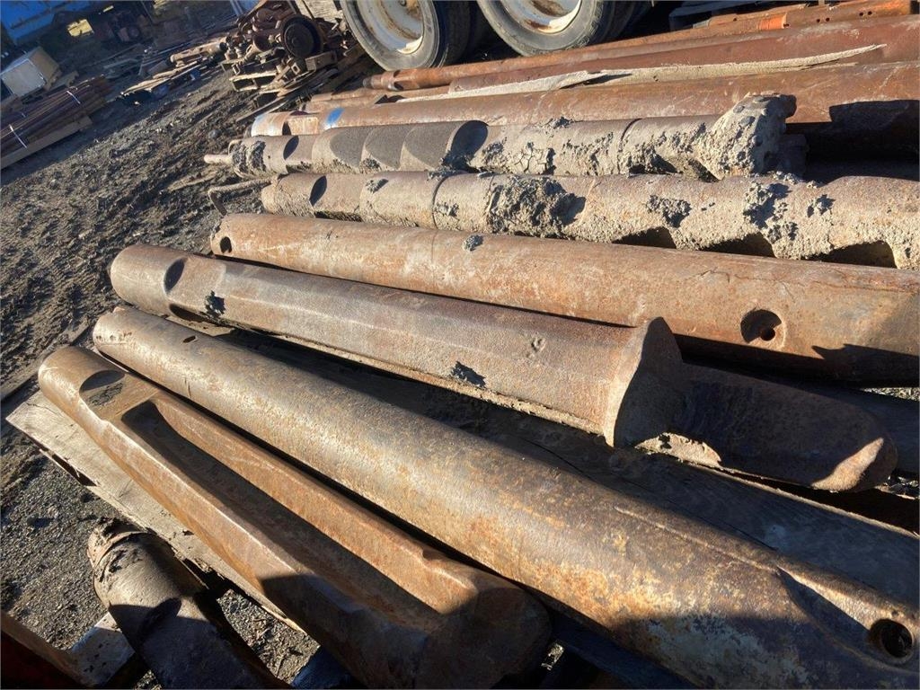 [Other] Aftermarket 6” x 60” Cable Tool Drilling Chisel Bi