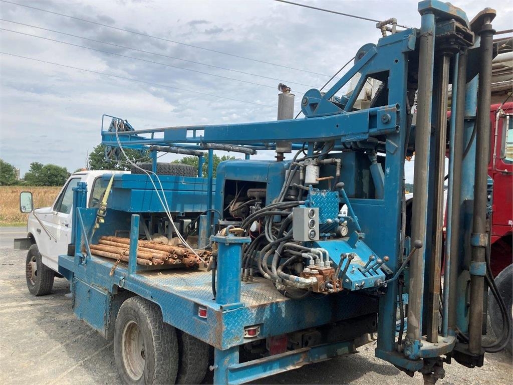 [Other] CME 45 Drill Rig Truck