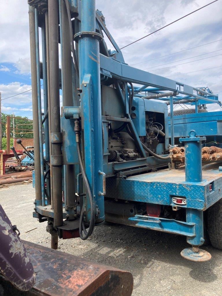 [Other] CME 45 Drill Rig Truck