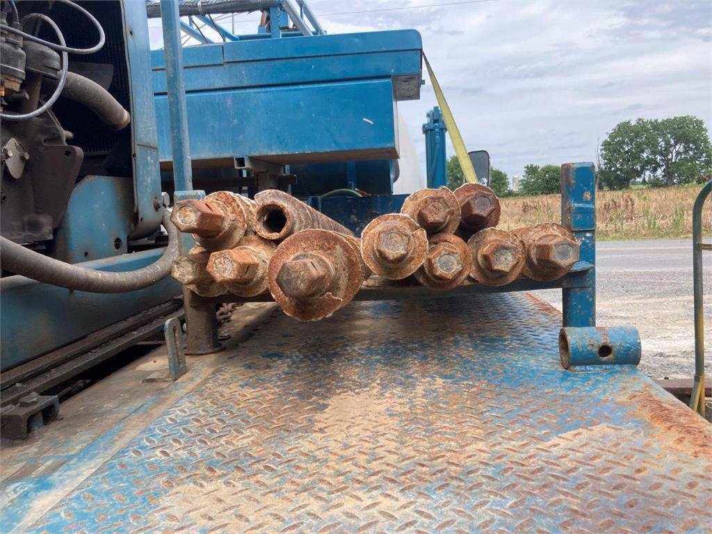 [Other] CME 45 Drill Rig Truck