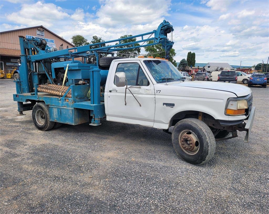 [Other] CME 45 Drill Rig Truck