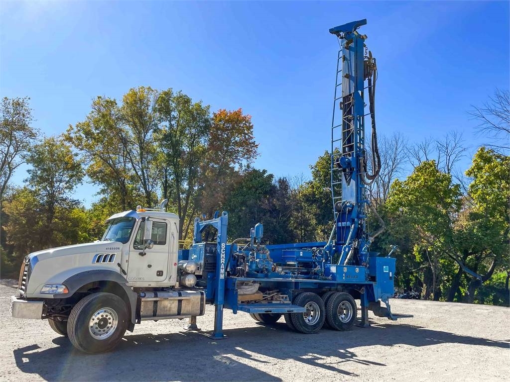 Used Drilling Rigs: Boring, Auger & More | Ritchie List