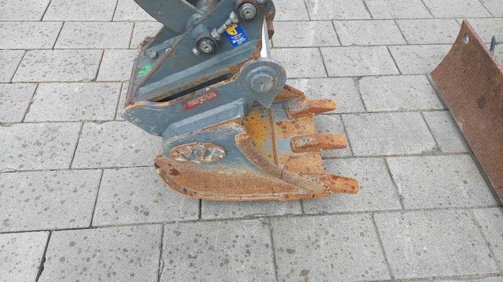 Wacker Neuson 803 - Tracked / Mini excavators - Products - Wacker Neuson