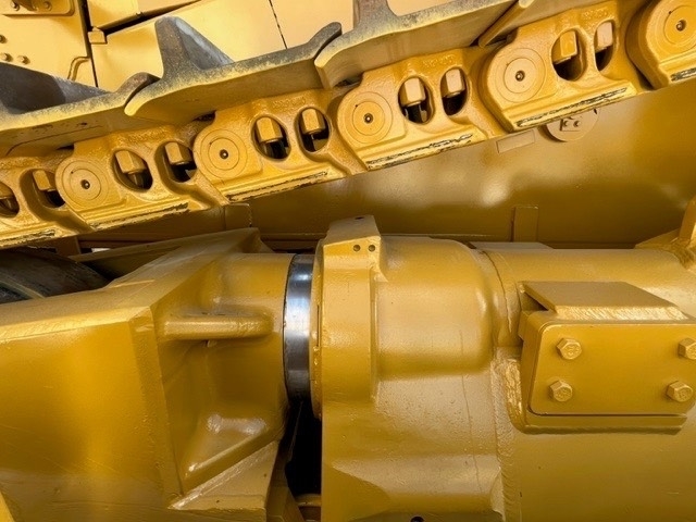 CAT D11T
