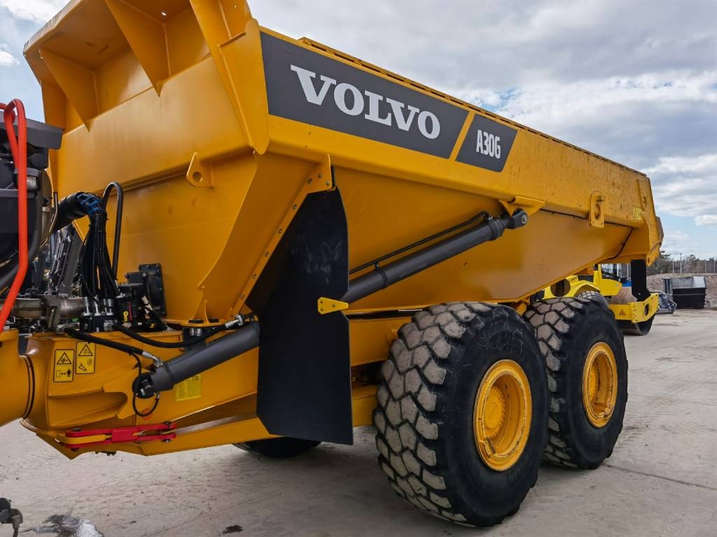 Köpa Begagnade Volvo A30G Dumper till salu i Stockholm, Sverige · PAN ...