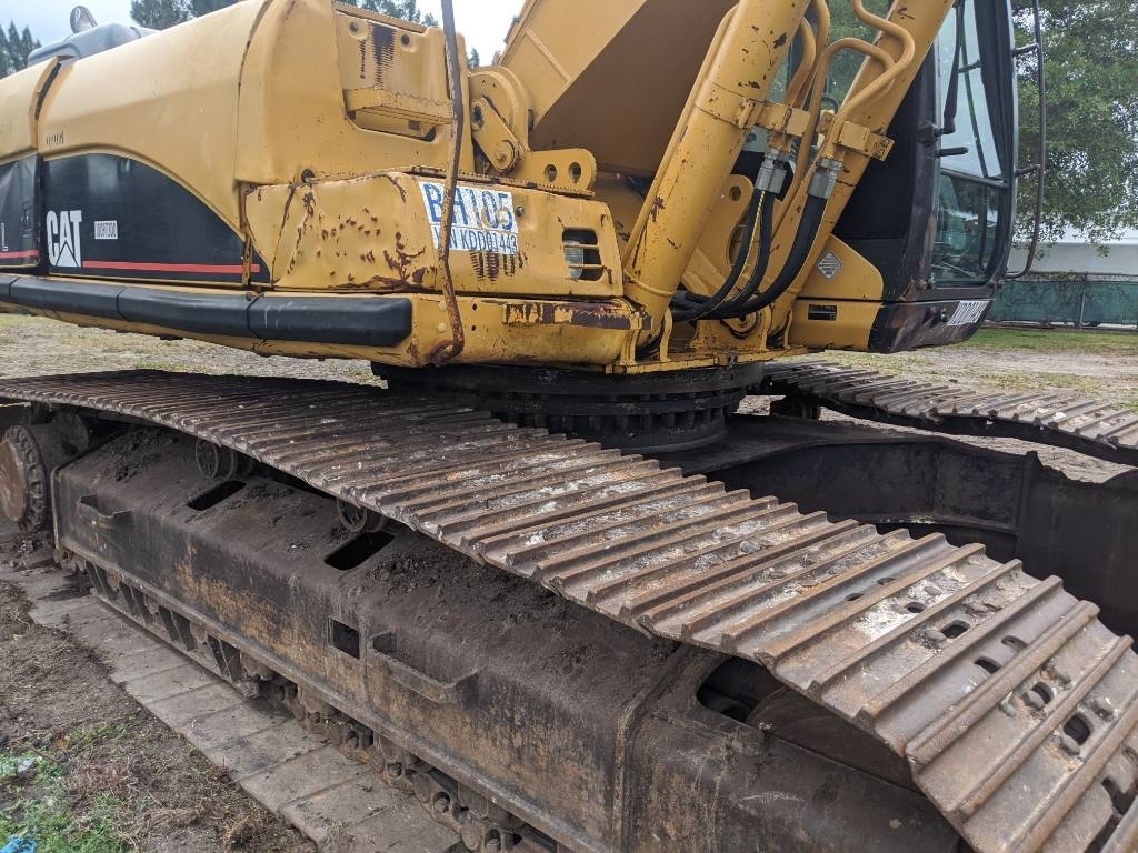 CAT 330CL