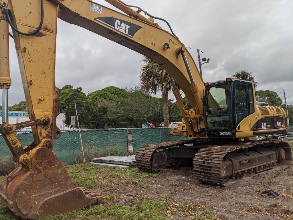 Caterpillar 330CL