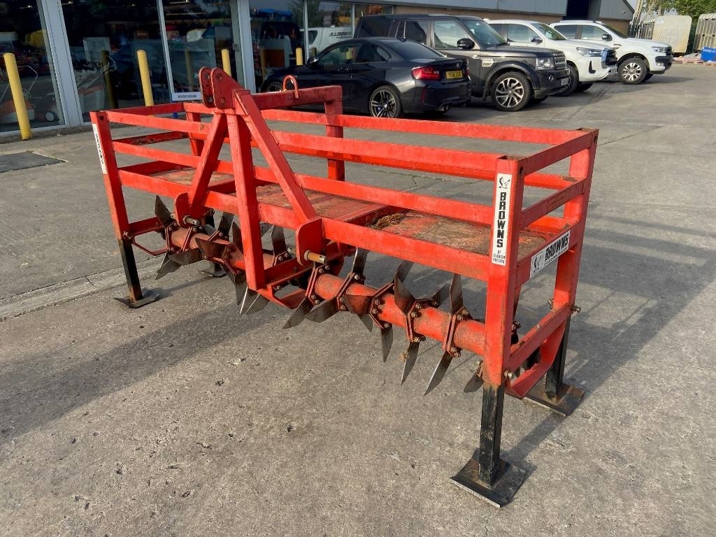 Browns 2.5 metre Grass Slitter | The Farming Forum