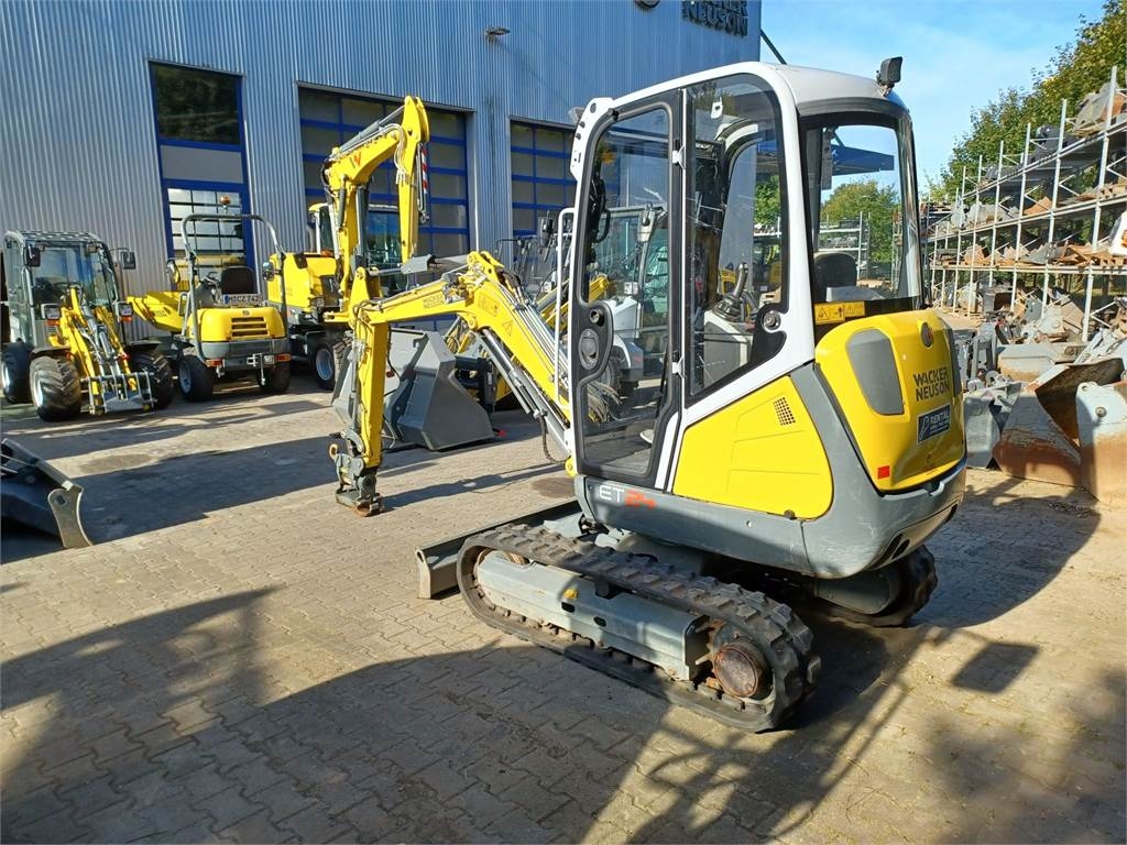 Wacker Neuson ET24 - Kettenbagger / Minibagger - Produkte - Wacker Neuson