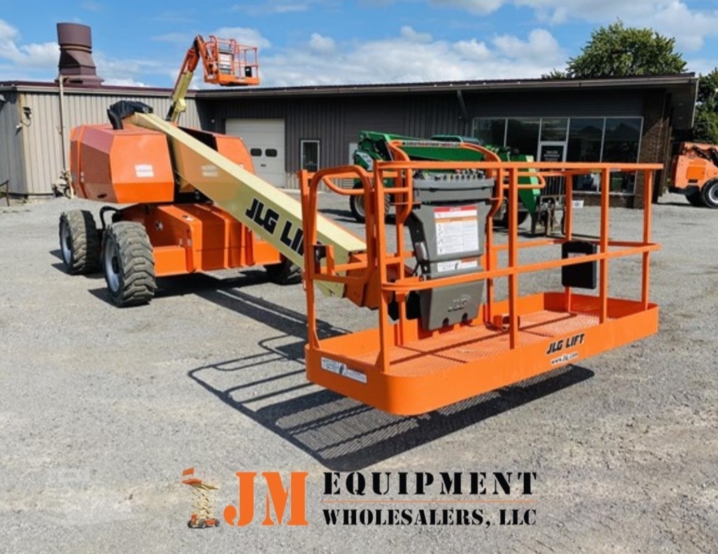 JLG 600 S