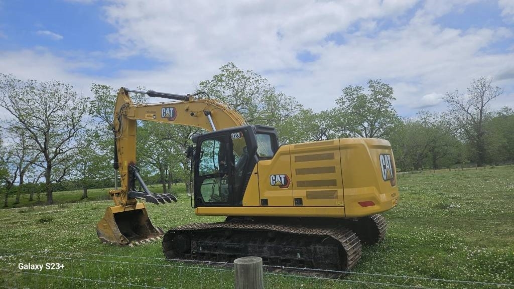 CAT Used Trackhoes & Excavators For Sale | Ritchie List