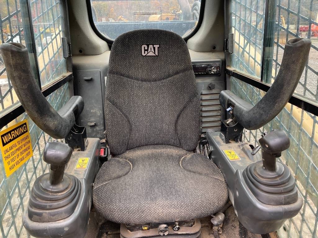 CAT 299 D 2