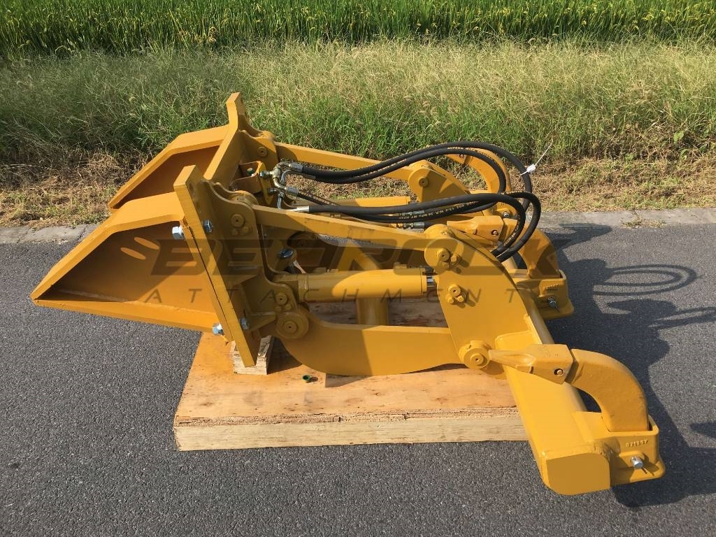 Bedrock Multi-Shank Ripper fits Komatsu D31 Bulldozer