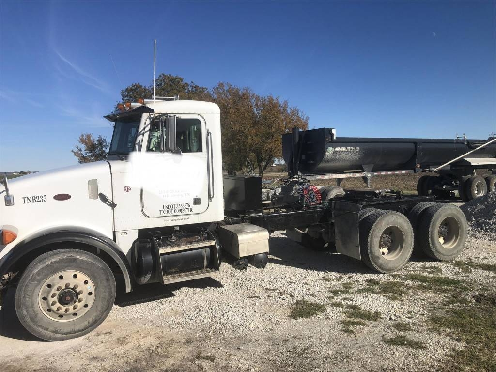 Peterbilt Heavy Duty Trucks & Truck Trailers For Sale | Ritchie List
