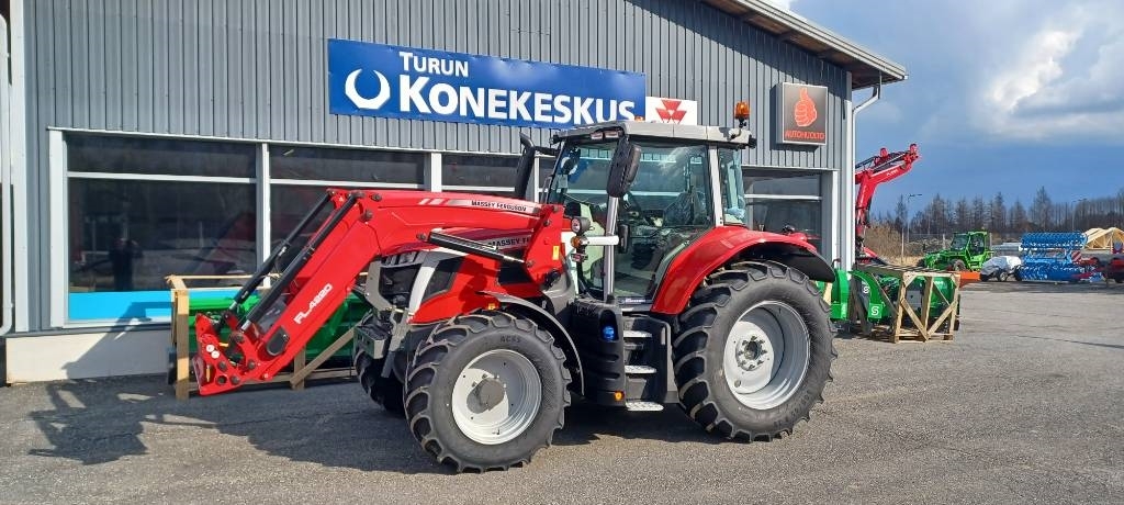 Traktorit - Maatalous - Uudet varastokoneet