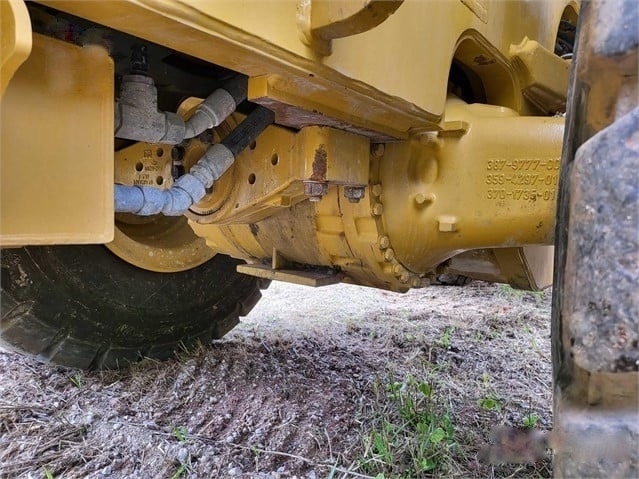 CAT 966M