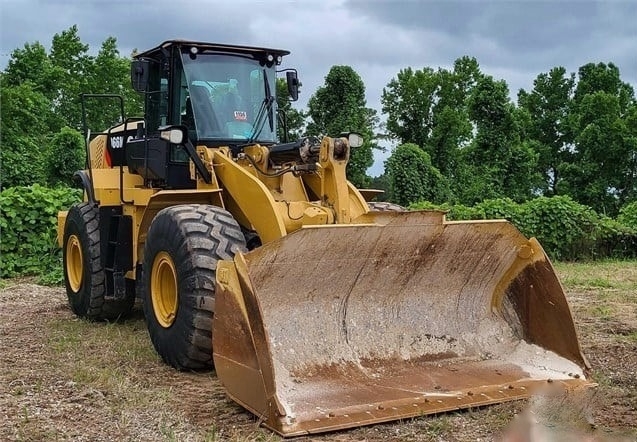 CAT 966M