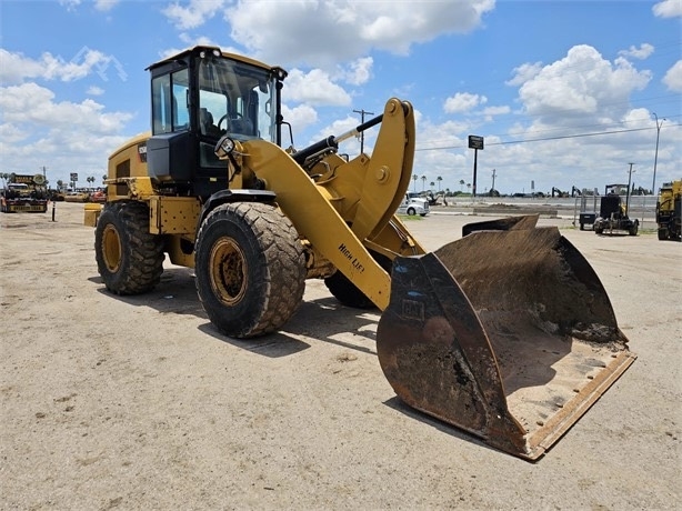 CAT 966M