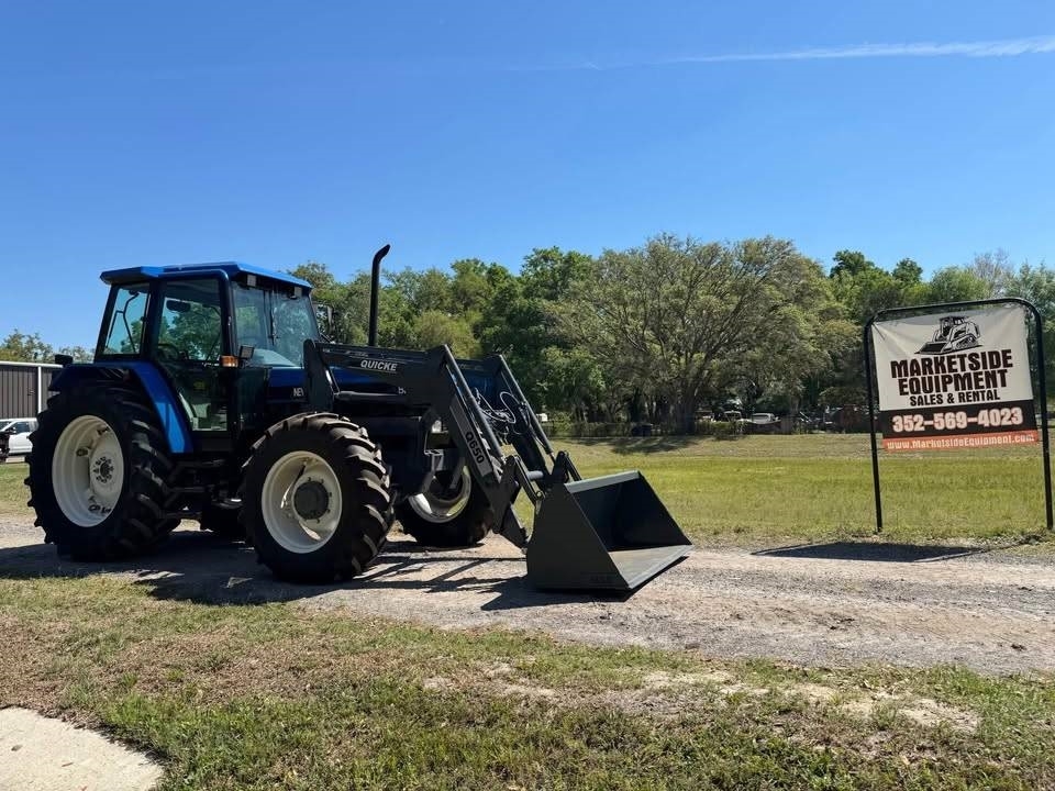 New Holland 8340