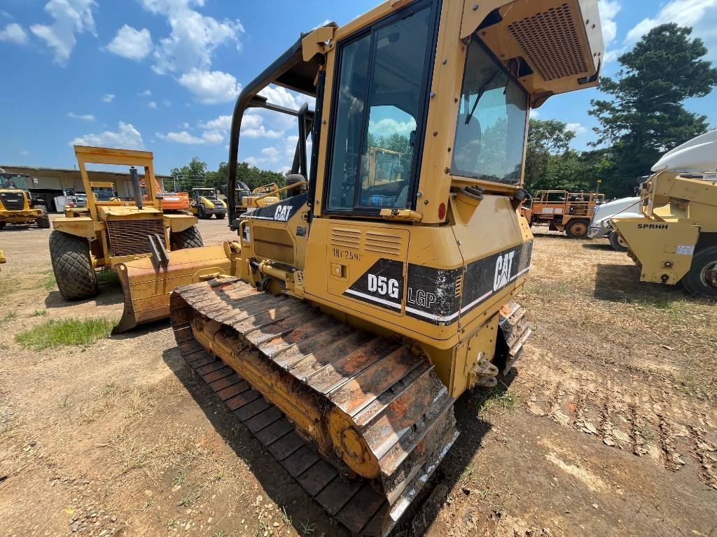 CAT D 5 LGP