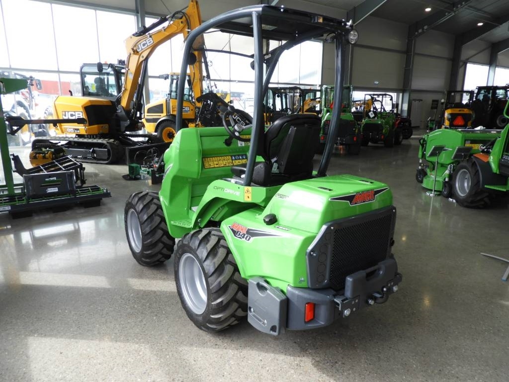 Avant 640i Steg5 23km/h Kampanjmaskin! - Kompaktlastare - Entreprenad ...