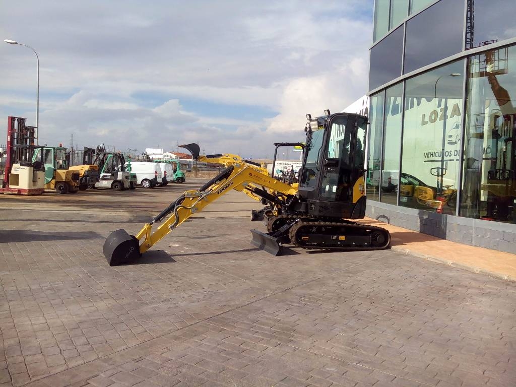 Yanmar Vio 25 4 Occasion Prix 39 750 Ann e D immatriculation 2015 yanmar-vio-25-4-occasion-prix-39-750-ann-e-d-immatriculation-2015