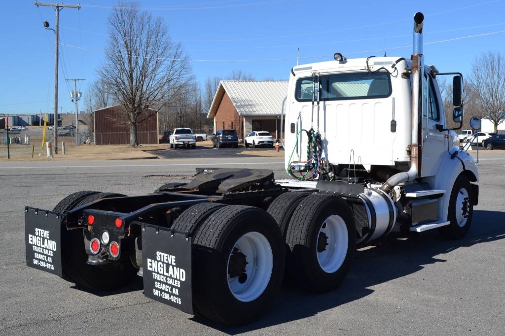 Freightliner Business Class M2 112