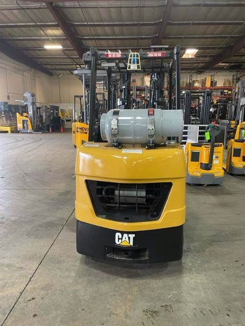 CAT 2C6000
