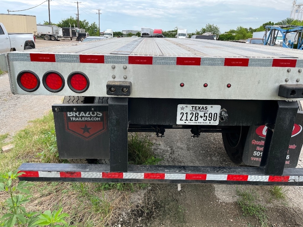 Brazos 53’ flatbed combo