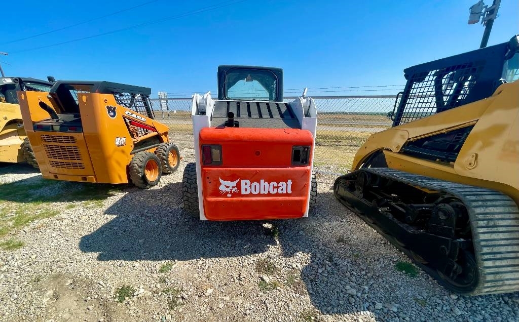 Bobcat S 220