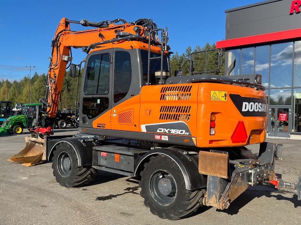 Doosan DX 160 W / Huippu varusteet! - Wheeled Excavators - Construction ...