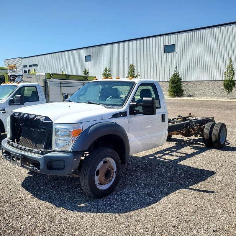 2015 Ford Super Duty F 450 Cab Chassis