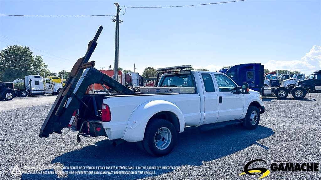 Ford F-350 SUPER DUTY TOWING / TOW TRUCK