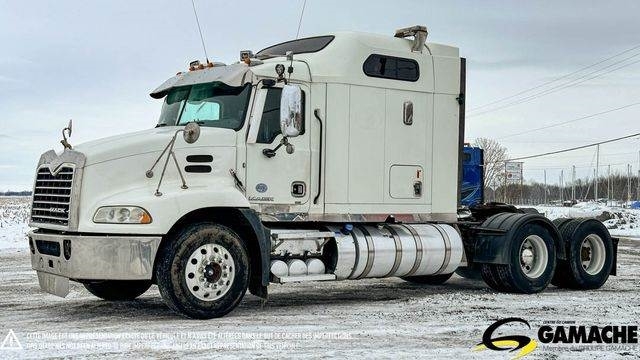 Mack Pinnacle S/A Sleeper Truck Tractor For Sale | Ritchie List