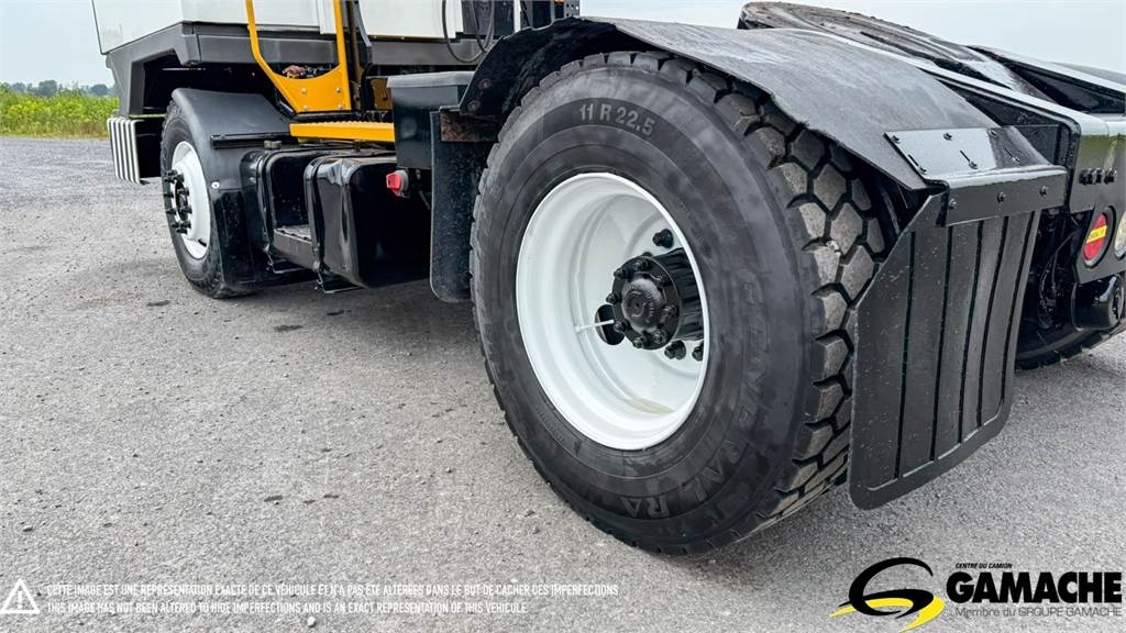 Ottawa T2 4X2 YARD SPOTTER