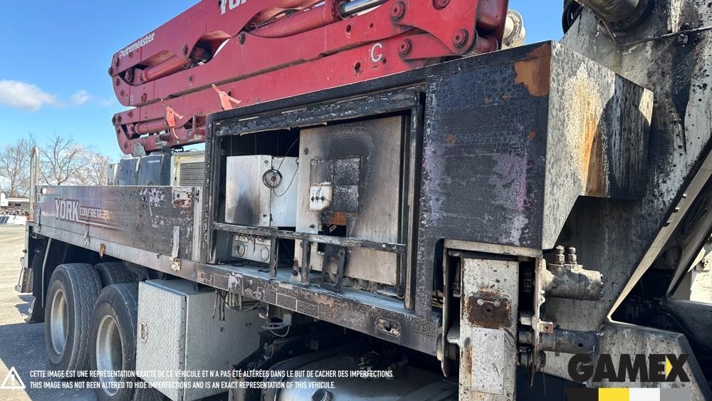 Mack MRU613 PUMP CONCRETE TRUCK