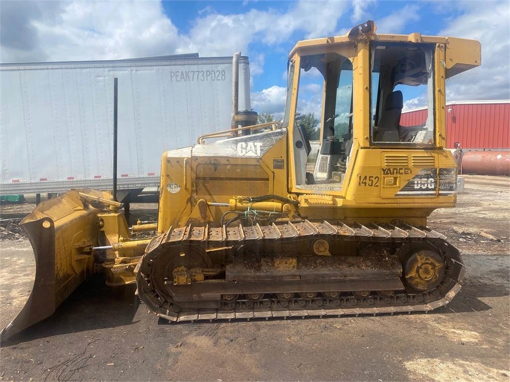 CAT D5G XL