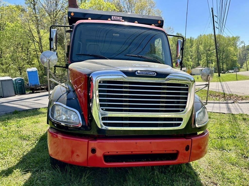 Freightliner BUSINESS CLASS M2 112