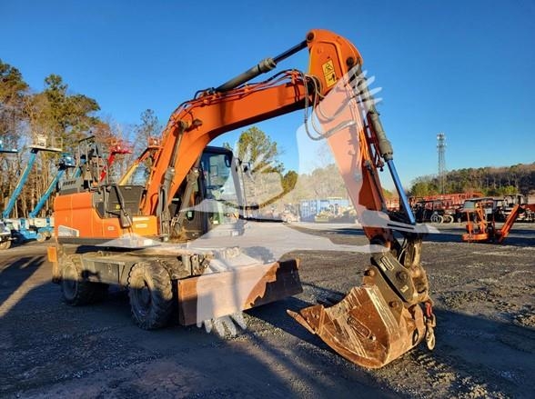 Doosan DX210W