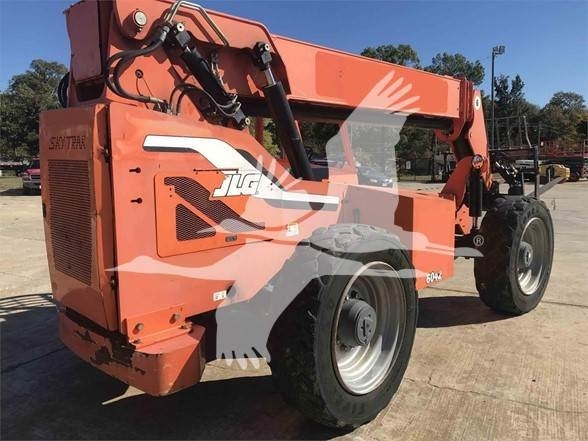 JLG 1055