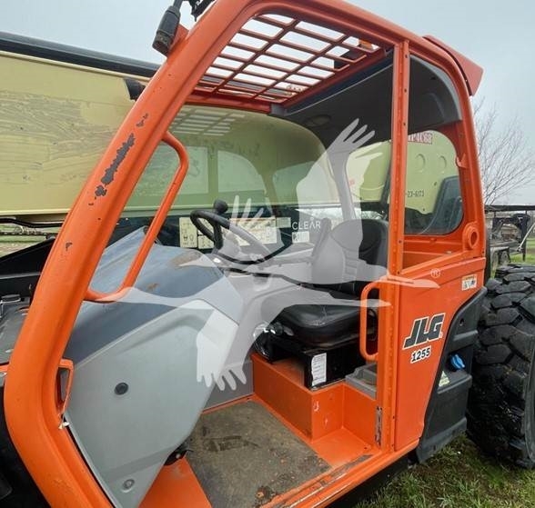 JLG 1255