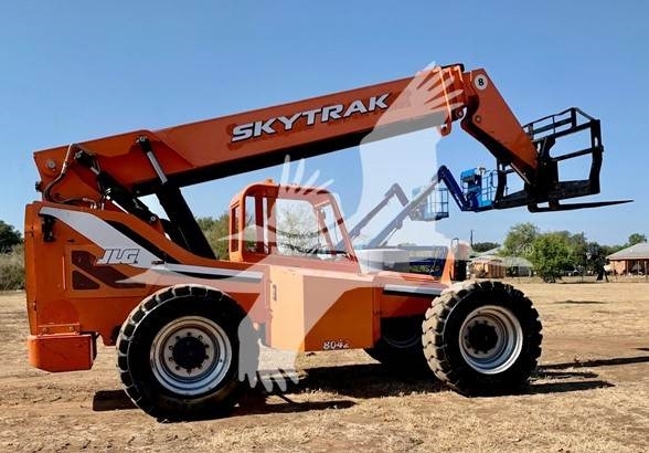 SkyTrak 8042