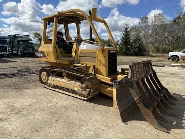 CAT D3G XL