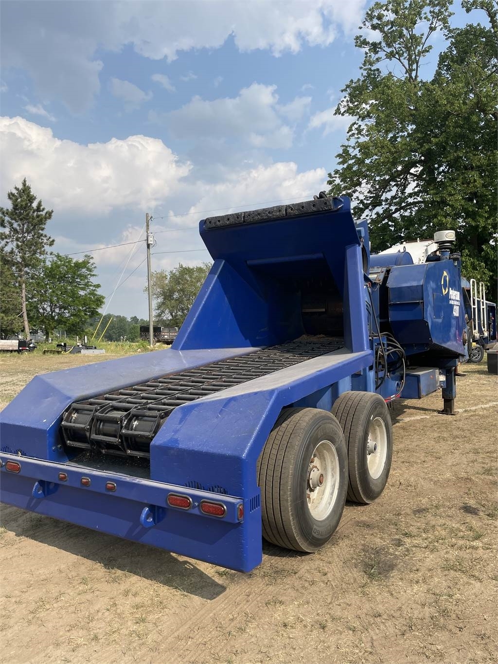 Peterson 4300 whole chipper