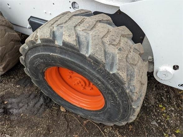 Bobcat S330
