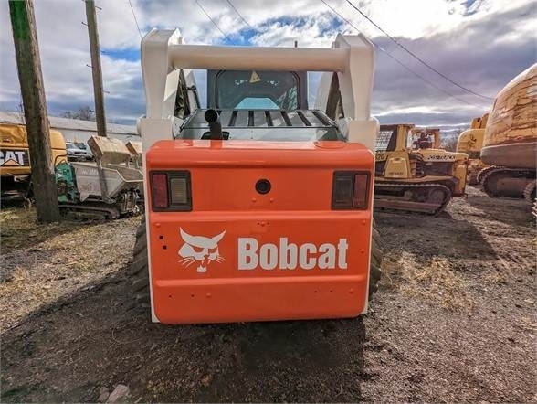 Bobcat S330