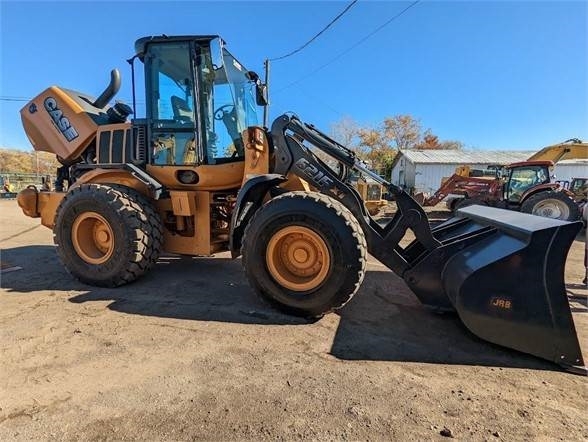 Case 621F XT