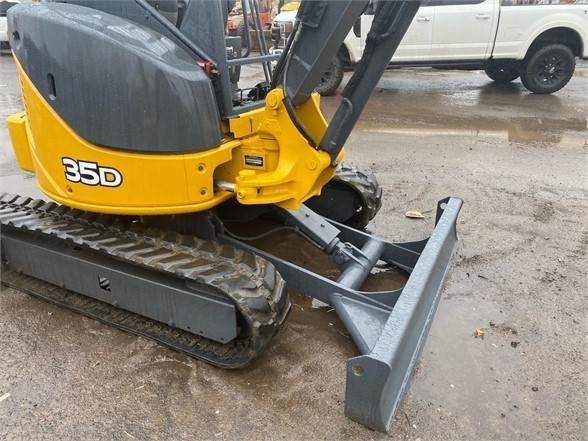 John Deere 35D